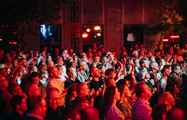 Dazzle - Reviews. Offerte. Booking. | eventplanner.be